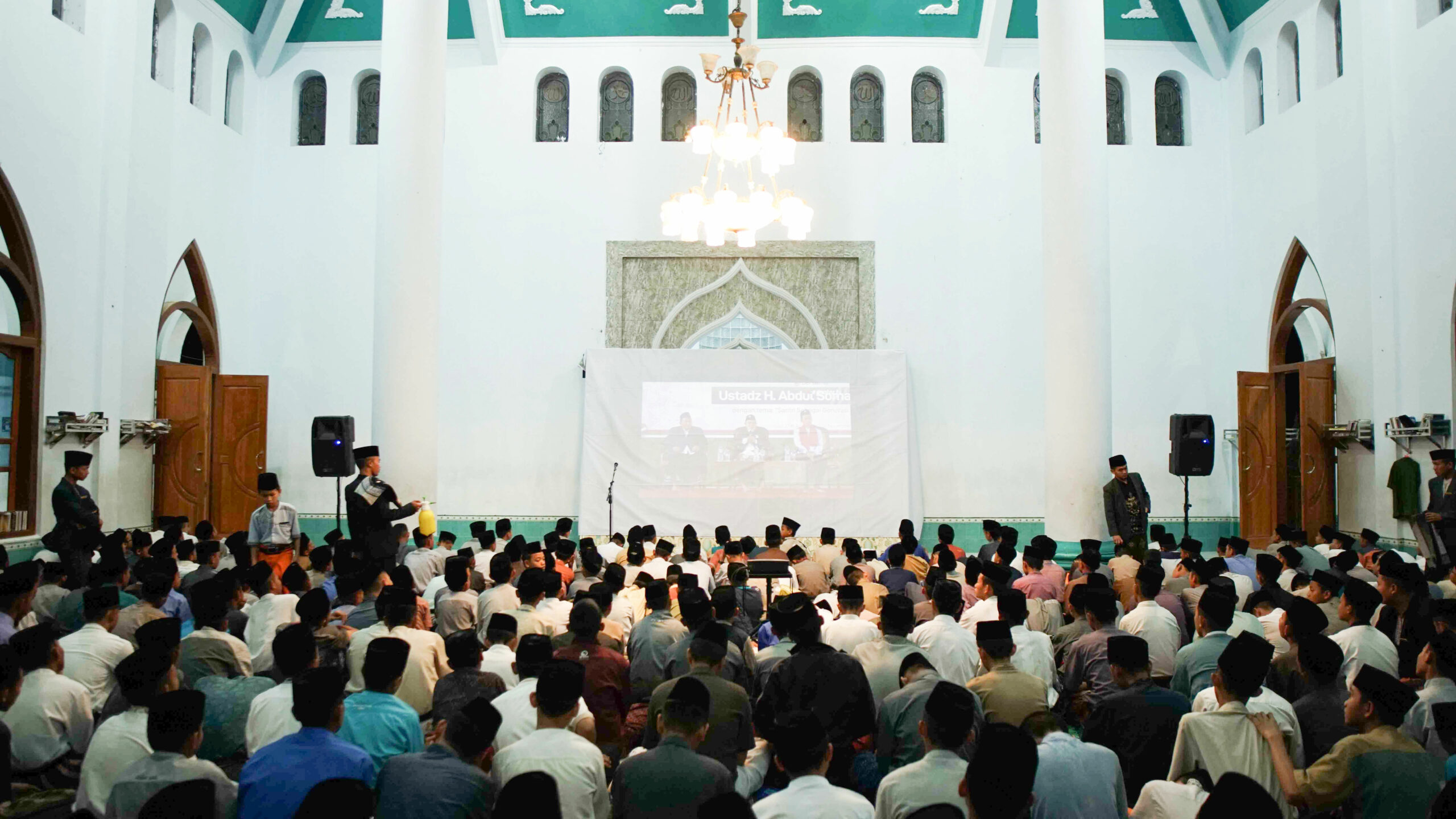 KEDATANGAN UAS DI PONDOK MODERN ‎DARUSSALAM GONTOR - Pondok Modern ...