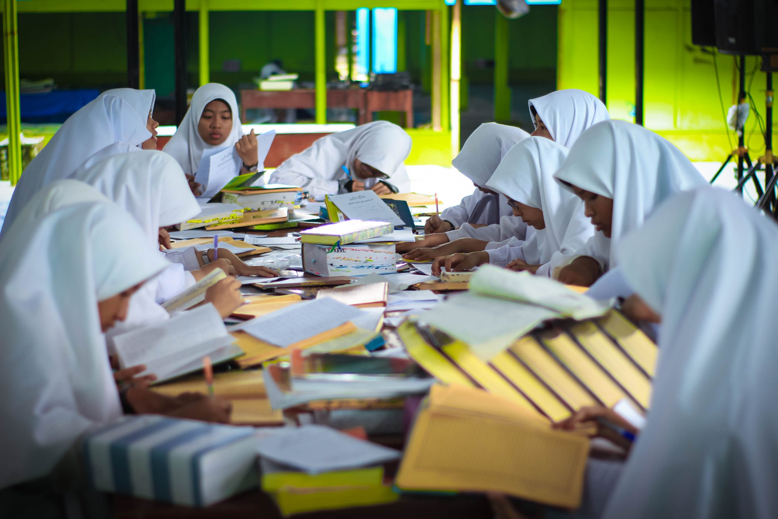 Fathu-l-Kutub Kelas 5, Budayakan Membaca Kitab Turats - Pondok Modern ...
