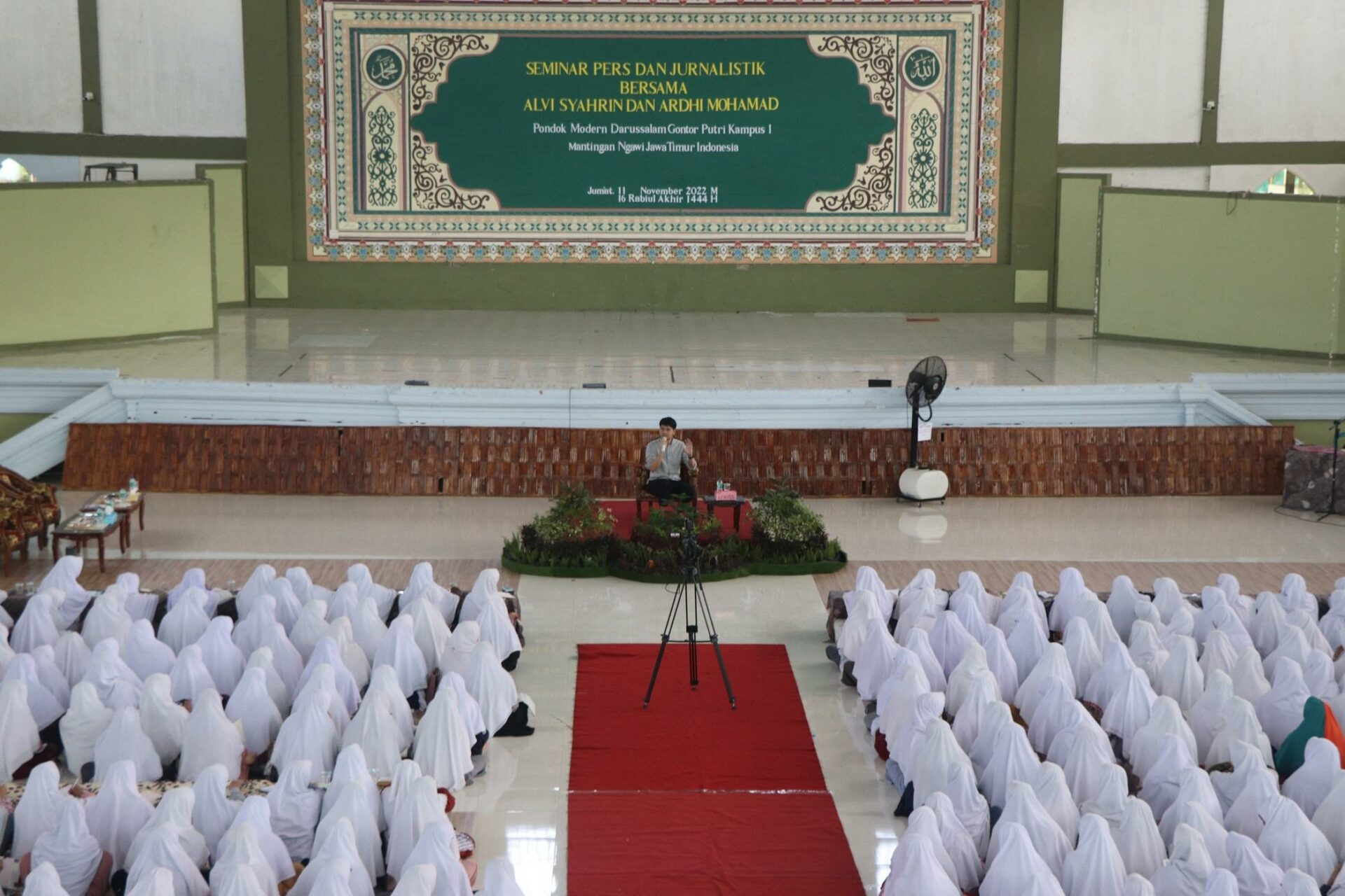 Penulis Best Seller Alvi Syahrin dan Ardhi Mohamad Inspirasi Santriyah ...