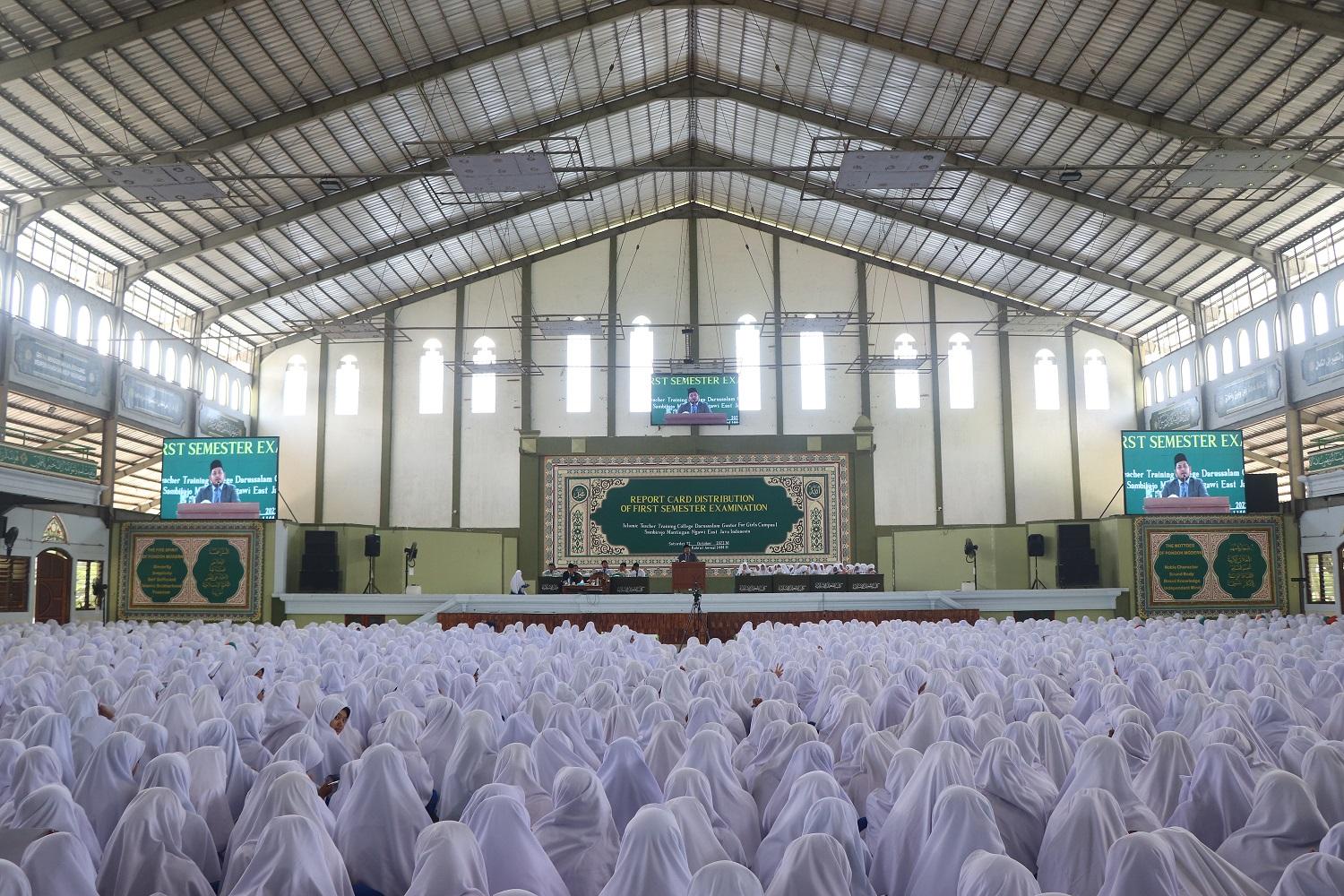 Pondok Modern Darussalam Putri 1 Membagikan Nilai Kejujuran Melalui ...