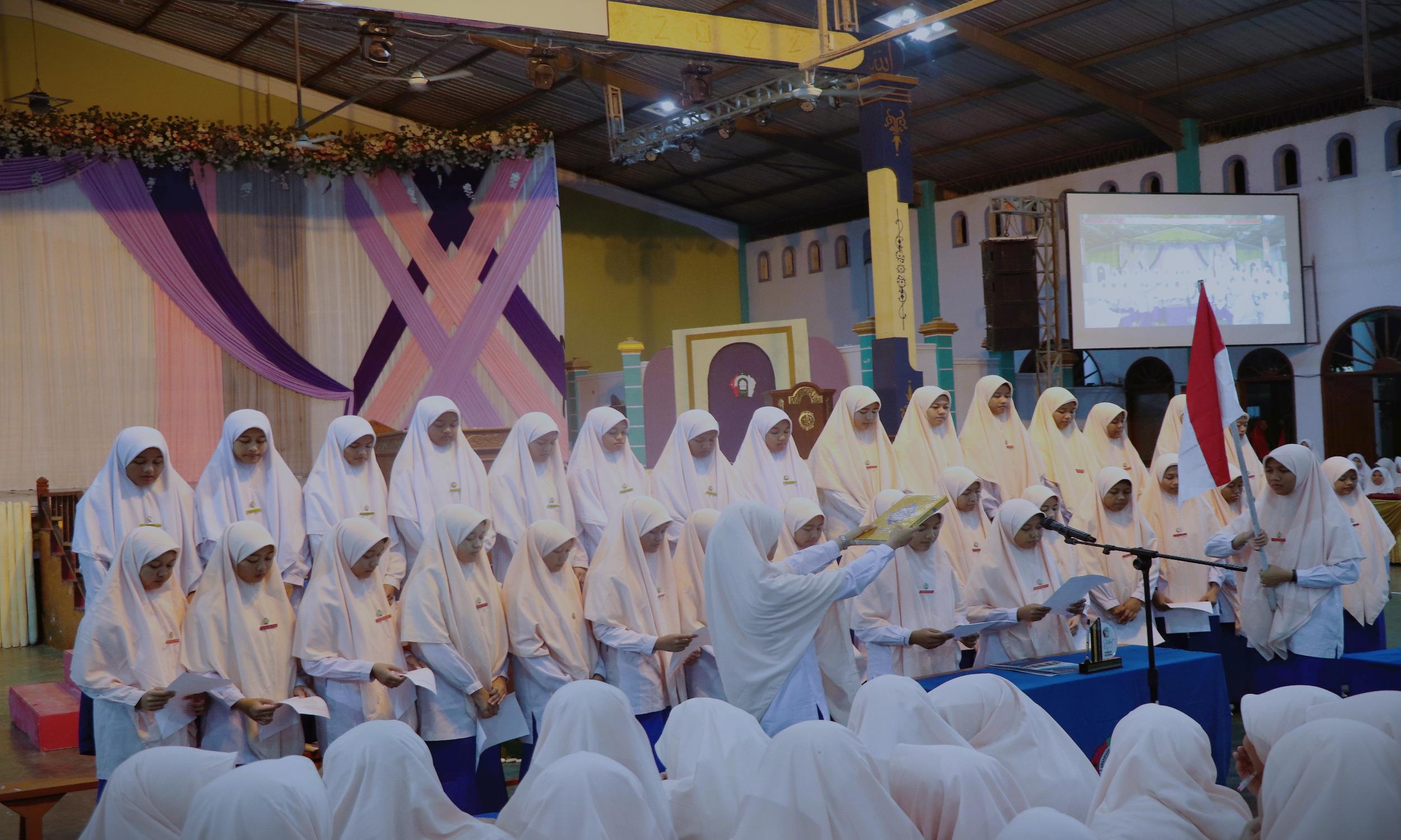 Revitalisasi Manajemen, Pamong OPPM dan KGP Diamendemen - Pondok Modern ...