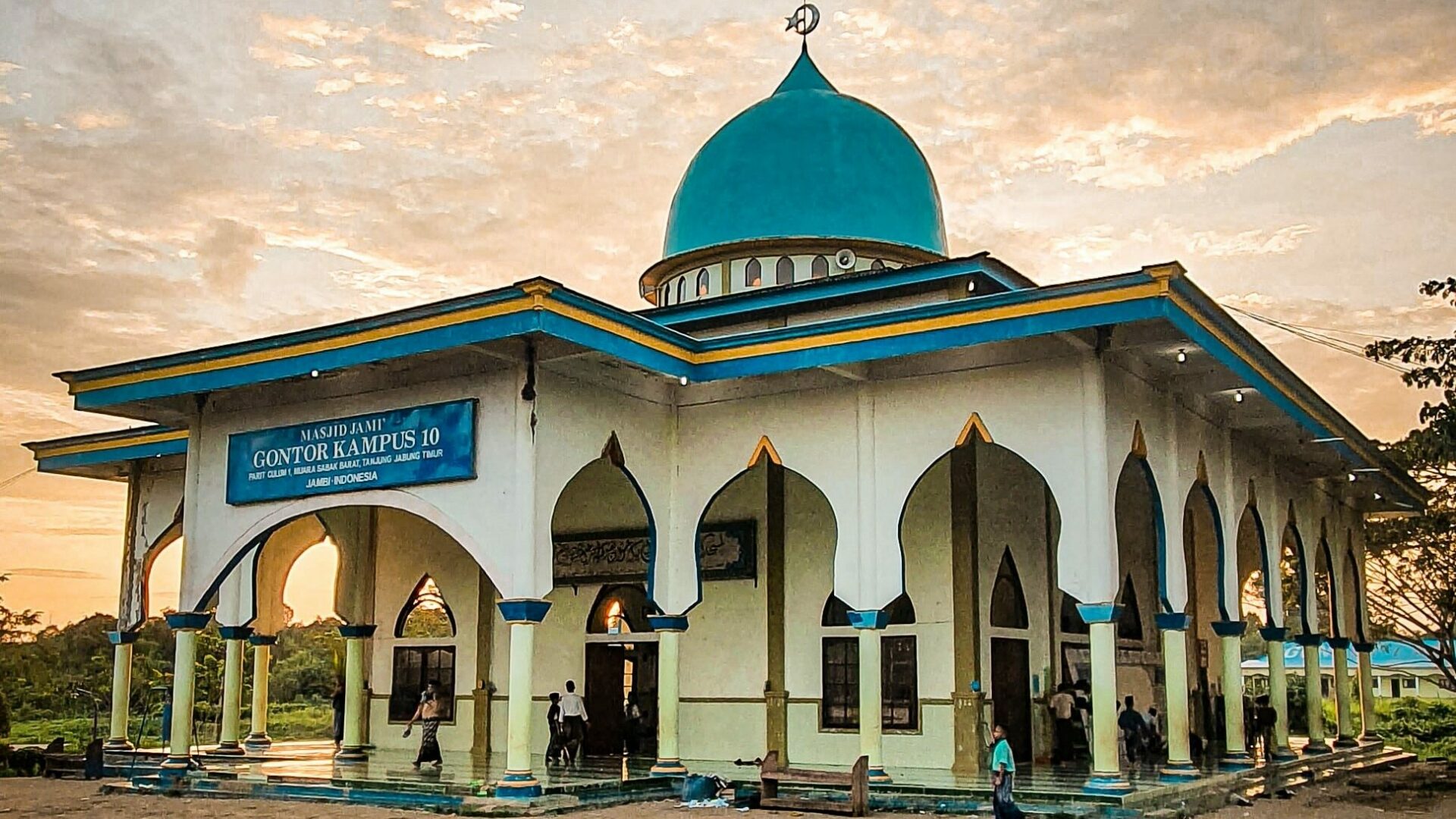 Kontak & Alamat - Pondok Modern Darussalam Gontor