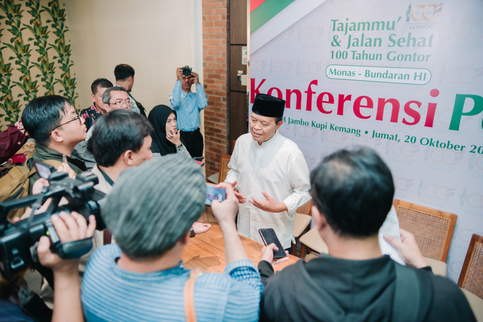 10.000 Alumni Gontor Gelar Tajammuk dan Jalan Sehat di Jakarta