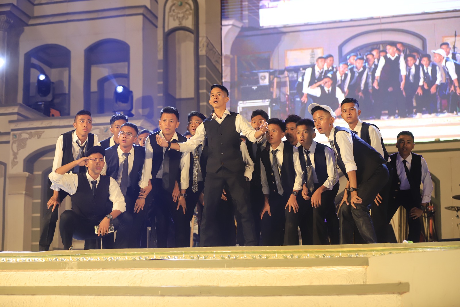 Panggung Gembira: Bagian dari Kurikulum Gontor