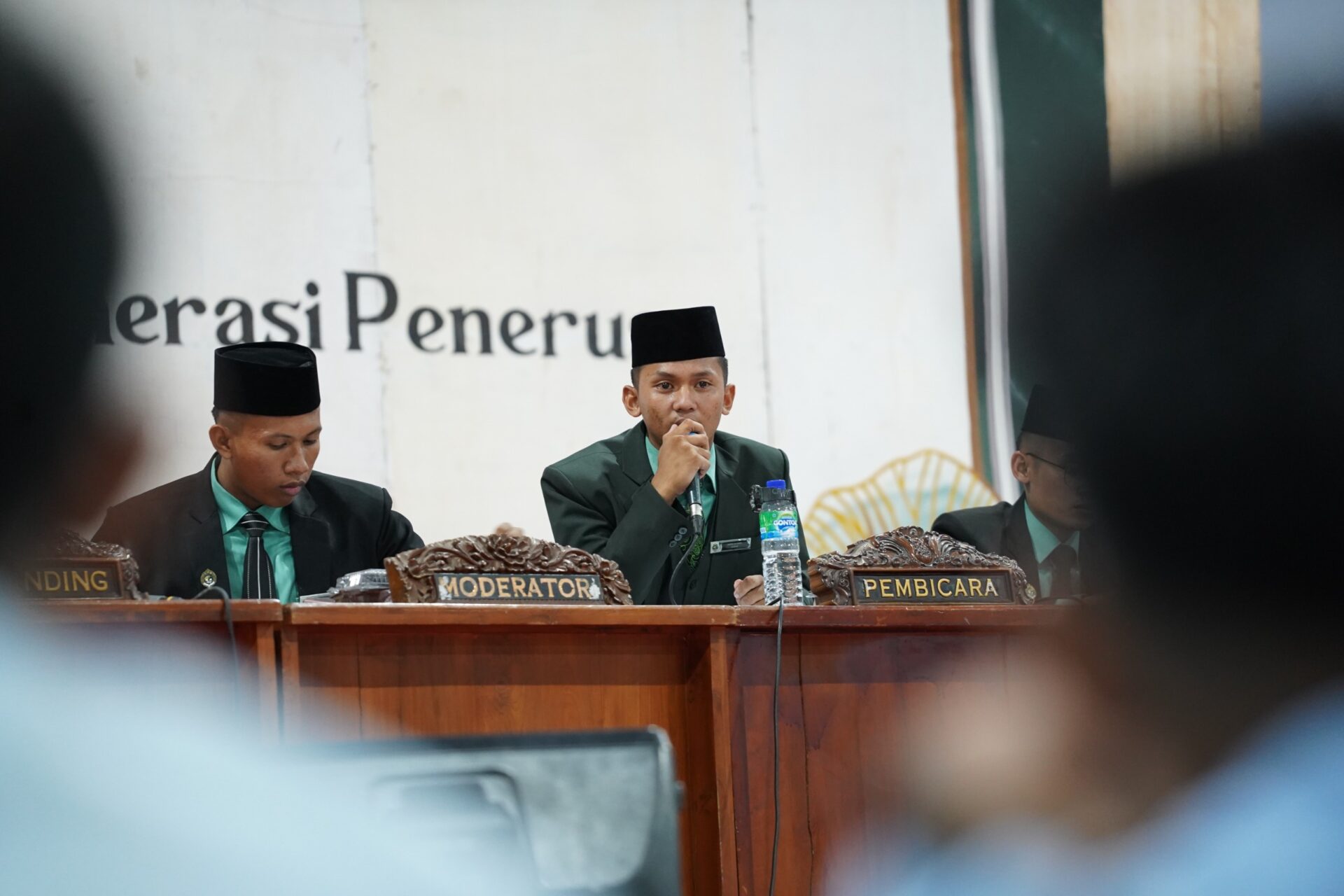 Berlatih Menyampaikan Pendapat Lewat Diskusi Umum