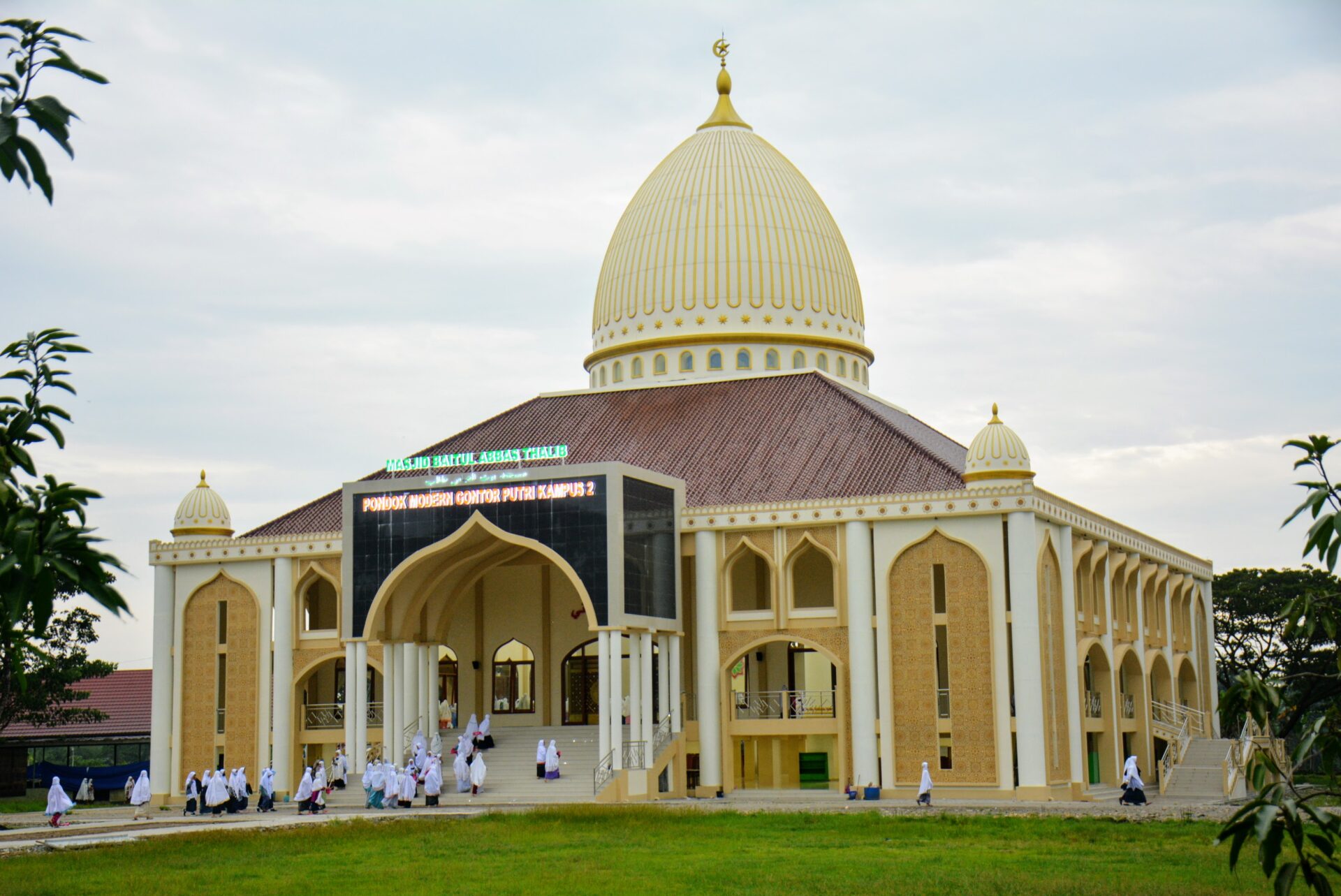 Pondok Modern Darussalam Gontor Putri Kampus 2 - Pondok Modern Darussalam Gontor