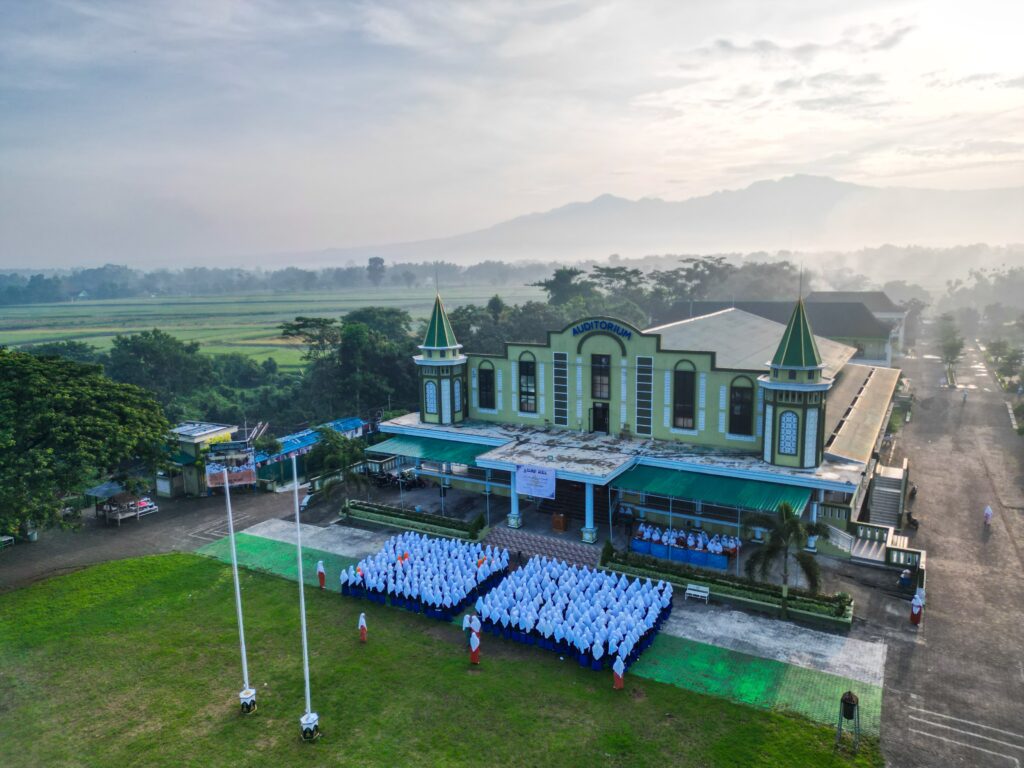 Pondok Modern Darussalam Gontor Putri Kampus 4 - Pondok Modern ...